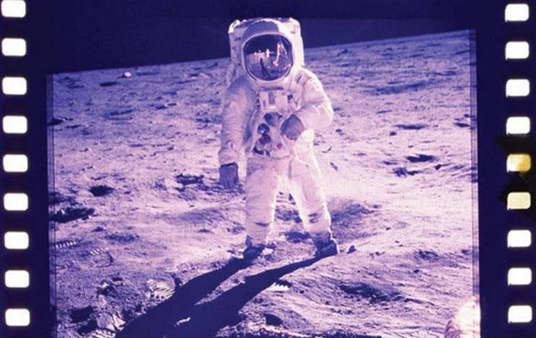 Extremely rare camera film roll from Apollo 11 with iconic photos of ...