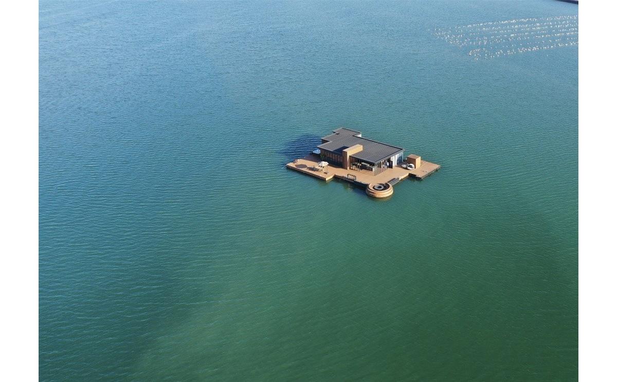 You won't believe it, but a Chinese Entrepreneur built this gorgeous ...