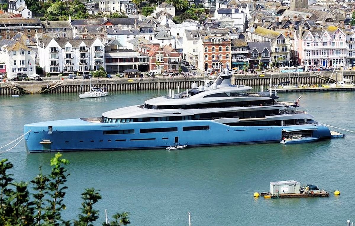 Docked for over a month, billionaire Joe Lewis' $250 million superyacht ...