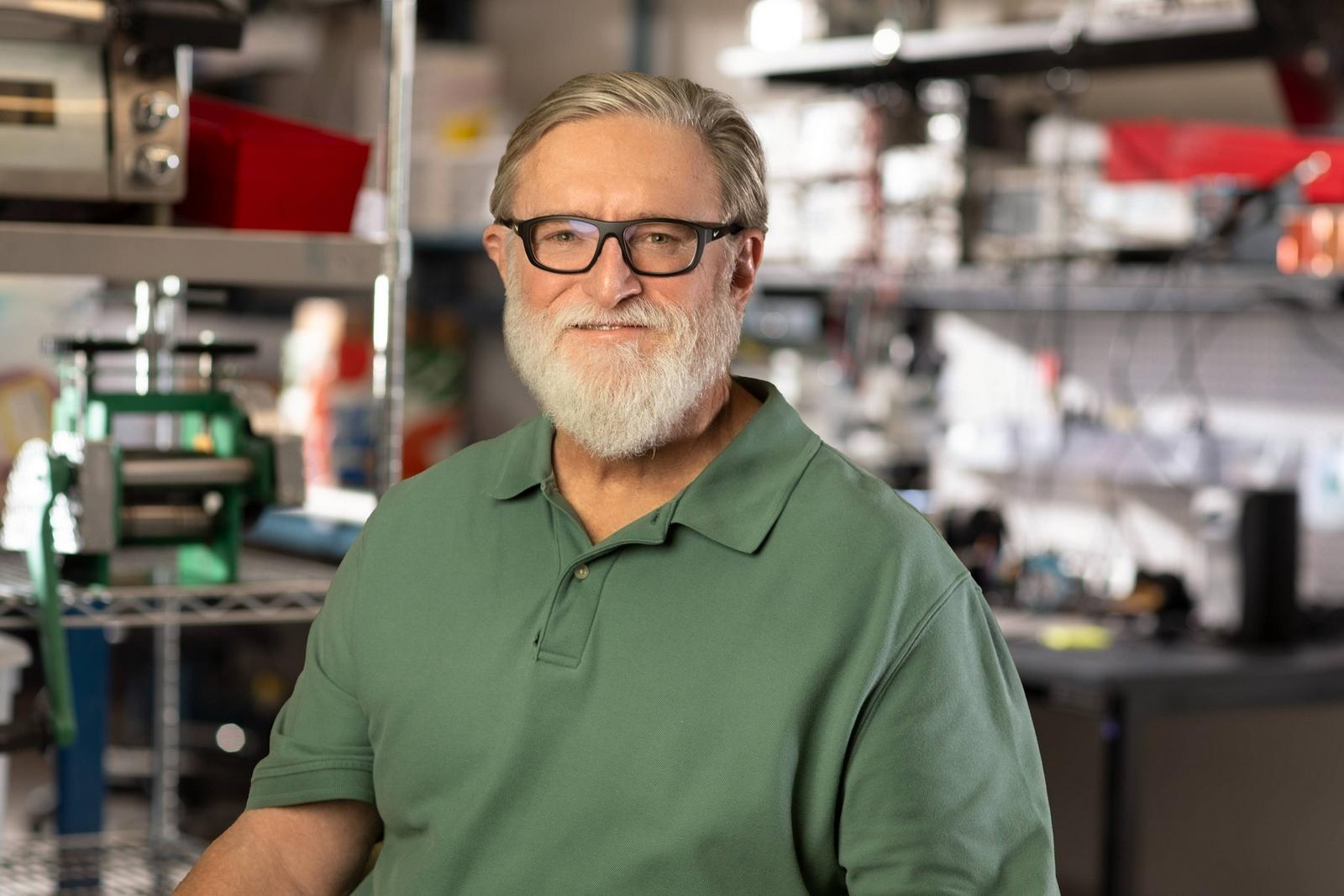 Thinking he would be miserable on it, gaming billionaire Gabe Newell ...